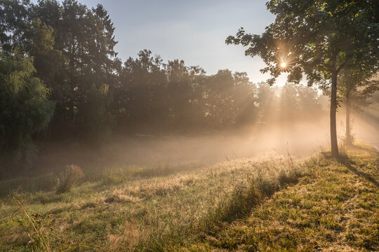 รูปภาพVerdunsten – เลือกดูภาพถ่ายสต็อก เวกเตอร์ และวิดีโอ263 | Adobe Stock