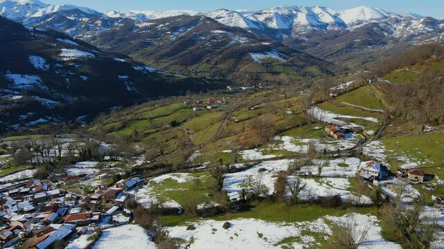 Ubinas Images – Browse 105 Stock Photos, Vectors, and Video | Adobe Stock