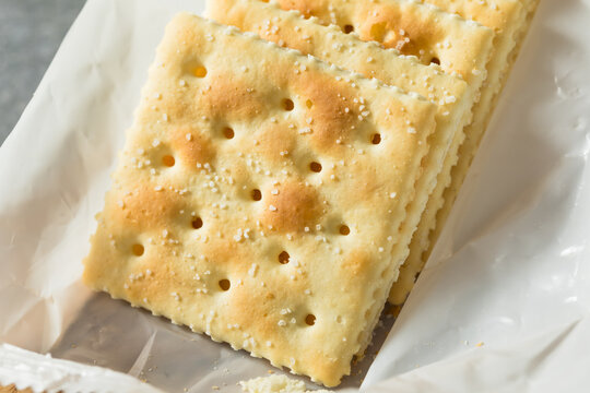 Saltine 이미지 – 찾아보기 2,990 스톡 사진, 벡터 및 비디오 | Adobe Stock