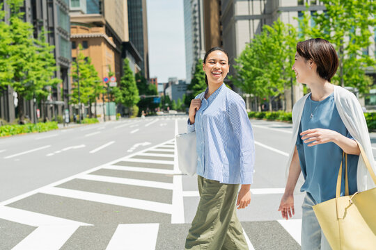 598,671 BEST Paseo IMAGES, STOCK PHOTOS & VECTORS | Adobe Stock
