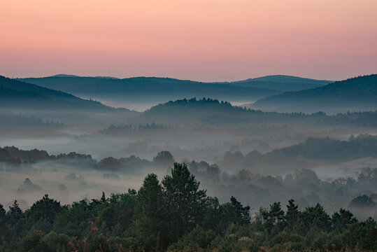 รูปภาพLemkovyna – เลือกดูภาพถ่ายสต็อก เวกเตอร์ และวิดีโอ150 | Adobe Stock