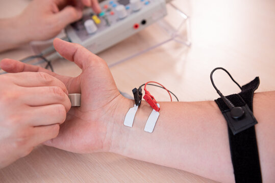 Electroneuromyography Images – Browse 476 Stock Photos, Vectors, and ...