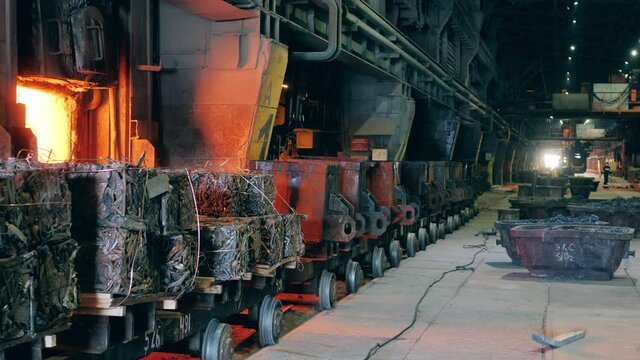 Imagens de Copper-Smelting – Explore Fotografias do Stock, Vetores e ...