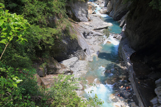 「Taroko Gorge」の写真素材 | 2,329件の無料イラスト画像 | Adobe Stock