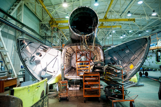 Imágenes de Fuselaje: descubre bancos de fotos, ilustraciones, vectores ...