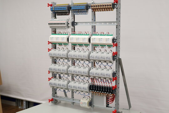 Hauptverteiler Bilder – Durchsuchen 674 Archivfotos, Vektorgrafiken und ...