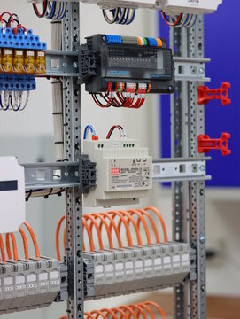 Hauptverteiler Bilder – Durchsuchen 675 Archivfotos, Vektorgrafiken und ...