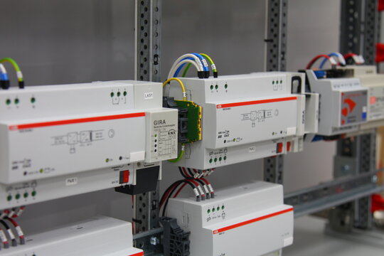 Hauptverteiler Bilder – Durchsuchen 674 Archivfotos, Vektorgrafiken und ...