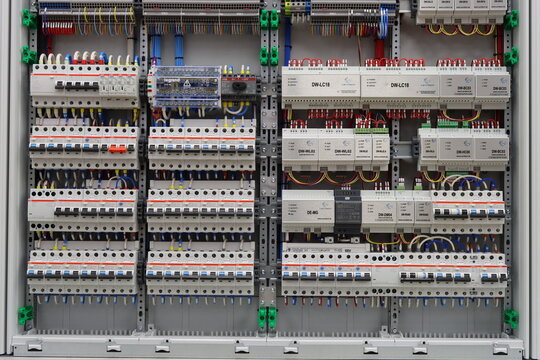 Hauptverteiler Bilder – Durchsuchen 675 Archivfotos, Vektorgrafiken und ...