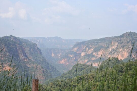 รูปภาพPachmarhi – เลือกดูภาพถ่ายสต็อก เวกเตอร์ และวิดีโอ101 | Adobe Stock