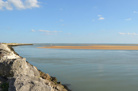 "Phare De La Coubre" Images – Browse 212 Stock Photos, Vectors, and ...