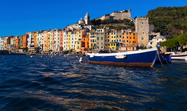 รูปภาพBunder – เลือกดูภาพถ่ายสต็อก เวกเตอร์ และวิดีโอ4,234 | Adobe Stock