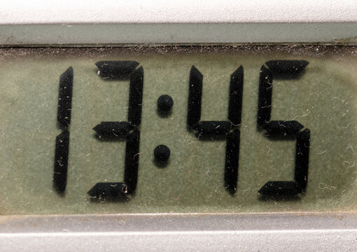 13H45 Images – Browse 4 Stock Photos, Vectors, and Video | Adobe Stock