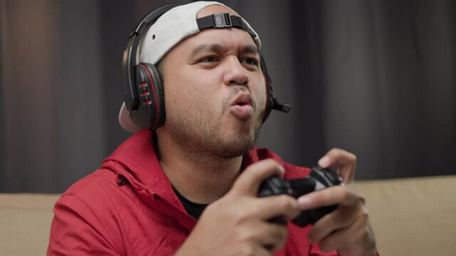 Mad Gamer Images – Browse 22,652 Stock Photos, Vectors, and Video ...