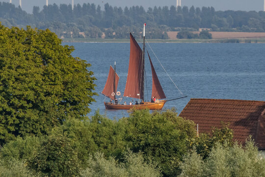 Zeese Bilder – Durchsuchen 183 Archivfotos, Vektorgrafiken und Videos ...
