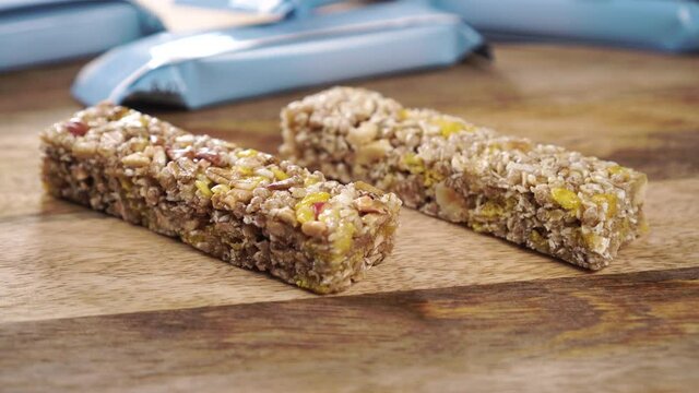 Wrapper 影像 – 瀏覽 3,592,004 個素材庫相片、向量圖和影片 | Adobe Stock