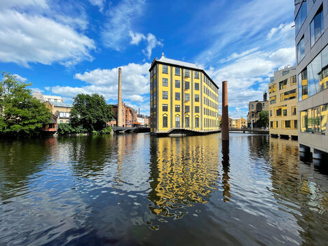 Fotos, Bilder, Stockmedien von Dan Race | Adobe Stock