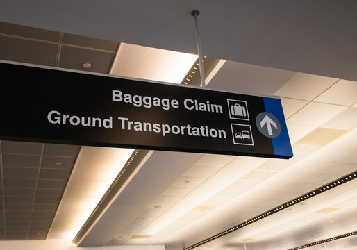 Baggage Claim Signs In French