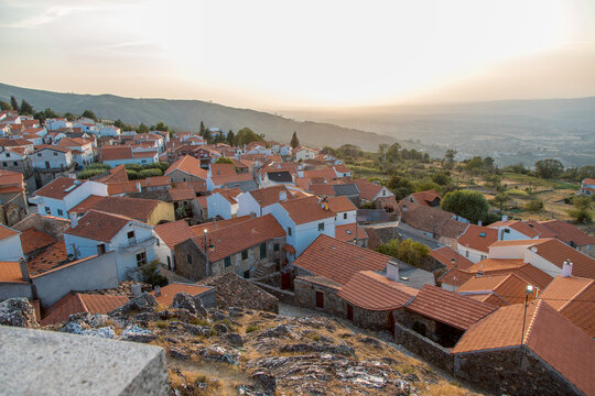 Folgosinho Bilder – Durchsuchen 82 Archivfotos, Vektorgrafiken und ...