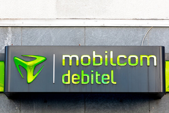 Debitel-Bilder: Stock-Fotos & -Videos. | Adobe Stock