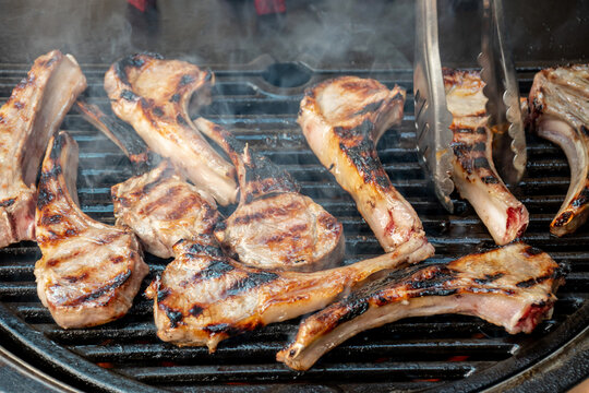 รูปภาพChops – เลือกดูภาพถ่ายสต็อก เวกเตอร์ และวิดีโอ1,082,946 | Adobe Stock