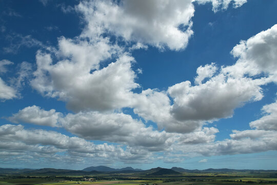Distant Clouds Images – Browse 84,551 Stock Photos, Vectors, and Video ...