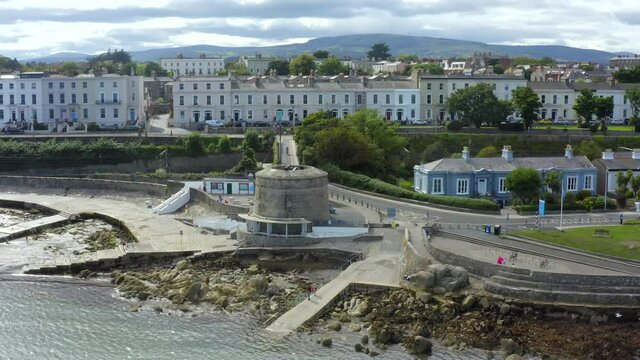 Monkstown - Images et vidéos libres de droits | Adobe Stock