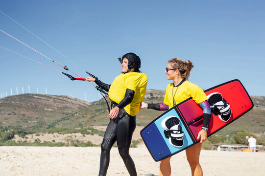 Paraboarding Bilder – Durchsuchen 47,759 Archivfotos, Vektorgrafiken ...