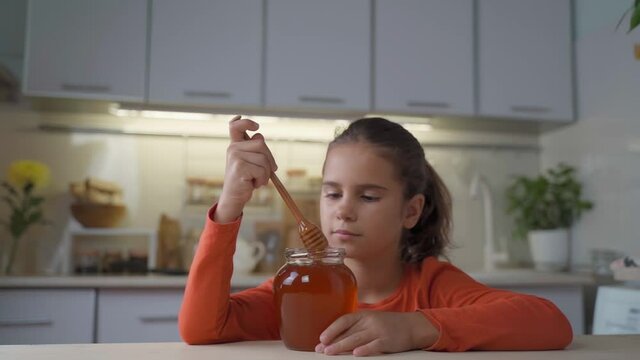 "Honey Dripping" Images – Browse 1,014 Stock Photos, Vectors, and Video ...