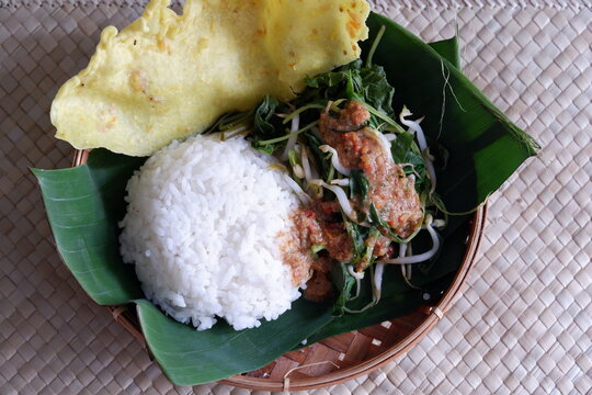 "Nasi Pecel" Images – Browse 167 Stock Photos, Vectors, and Video ...