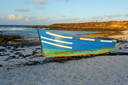 「Naufragos」の画像 - 22 件の Stock 写真、ベクターおよびビデオ | Adobe Stock