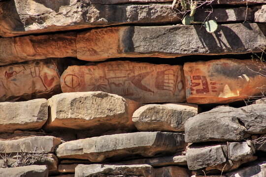 รูปภาพPetrograph – เลือกดูภาพถ่ายสต็อก เวกเตอร์ และวิดีโอ12,055 | Adobe ...