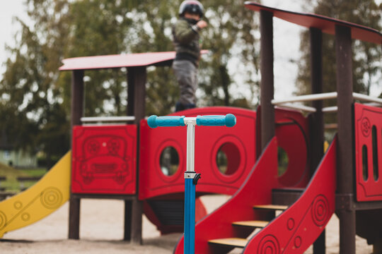 「Push-Cycle」の写真素材 | 664件の無料イラスト画像 | Adobe Stock