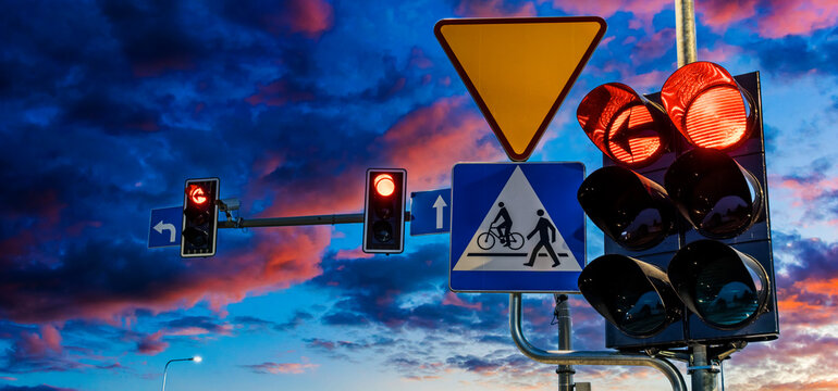 DIE 46,166 BESTEN BILDER, STOCK-FOTOS UND -VEKTORGRAFIKEN ZU „Erlauben ...