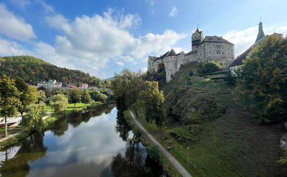 รูปภาพOhre – เลือกดูภาพถ่ายสต็อก เวกเตอร์ และวิดีโอ709 | Adobe Stock
