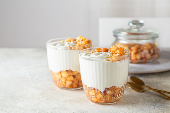 Labni Bilder – Durchsuchen 18,578 Archivfotos, Vektorgrafiken und ...