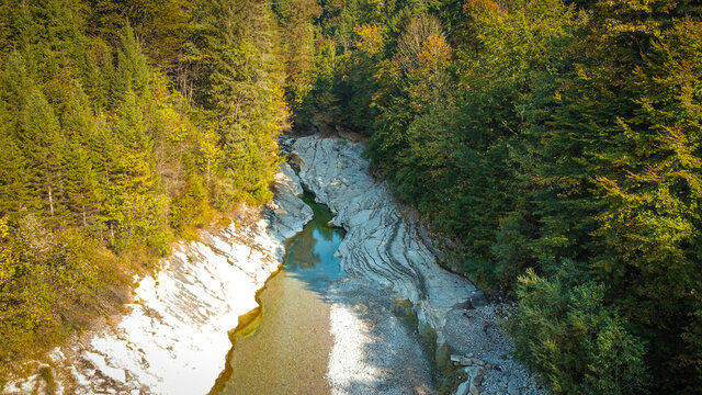「Birdsview」の画像 - 1,360 件の Stock 写真、ベクターおよびビデオ | Adobe Stock