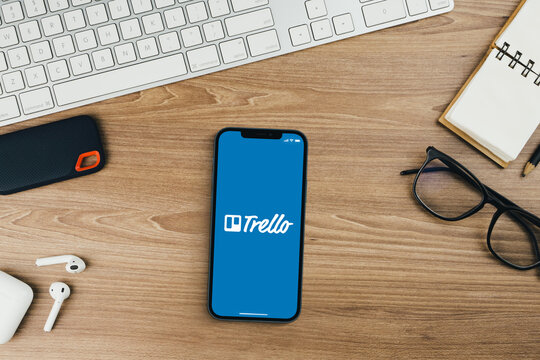 Trello Bilder – Durchsuchen 317 Archivfotos, Vektorgrafiken und Videos ...