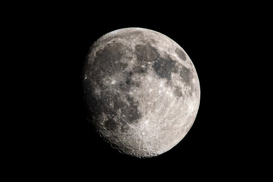 Mondbahn Bilder – Durchsuchen 4,058 Archivfotos, Vektorgrafiken und ...