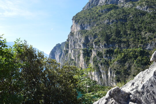 Wassertrum Bilder – Durchsuchen 200 Archivfotos, Vektorgrafiken und ...