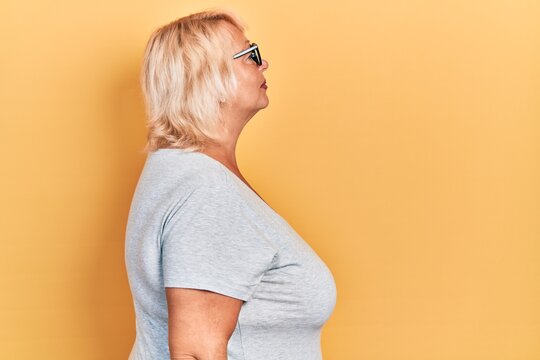 Relax Profile Pose Images – Browse 29,253 Stock Photos, Vectors, and ...