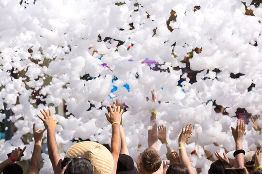 "Foam Party" Images – Browse 413 Stock Photos, Vectors, and Video ...