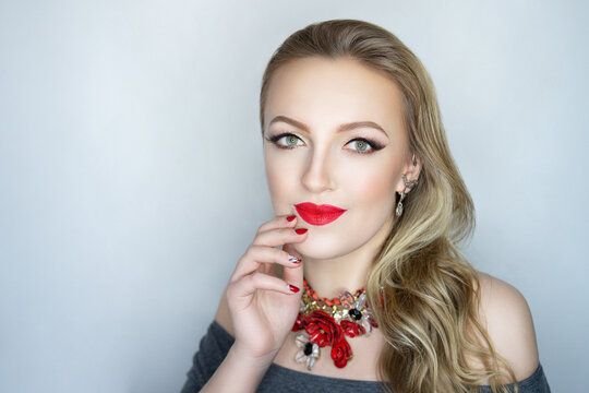 Courly Images – Browse 21 Stock Photos, Vectors, and Video | Adobe Stock