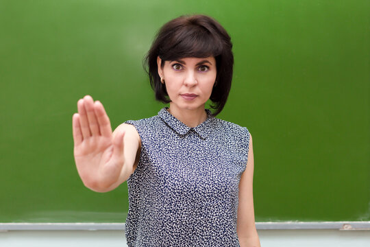 รูปภาพStrict – เลือกดูภาพถ่ายสต็อก เวกเตอร์ และวิดีโอ131,795 | Adobe Stock