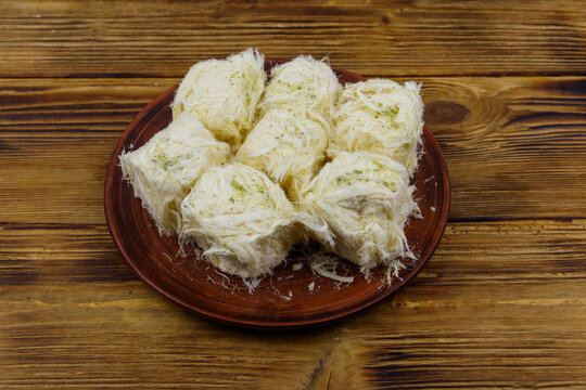 Imágenes de Pismaniye: descubre bancos de fotos, ilustraciones ...