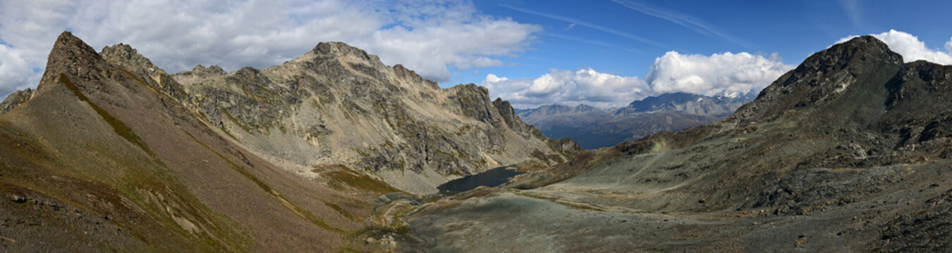 「Julierpass」の画像 - 2,136 件の Stock 写真、ベクターおよびビデオ | Adobe Stock
