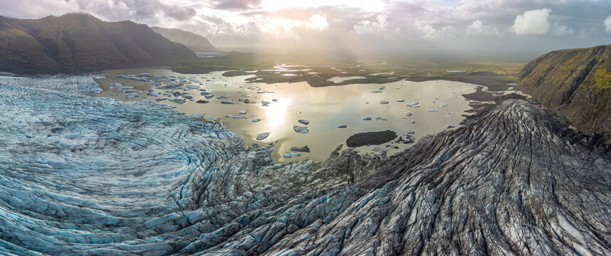 Tonge bilder – Bläddra bland 350 stockfoton, vektorer och videor ...