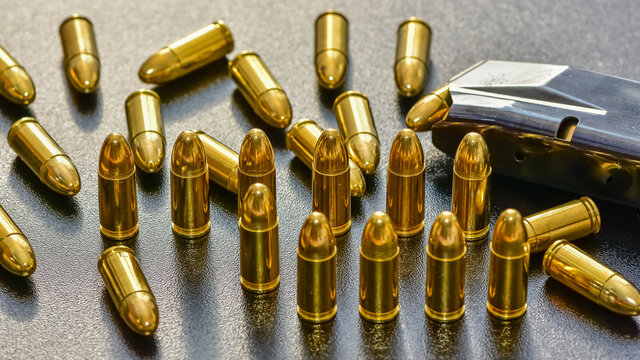 "Traumatic Gun" Bilder – Durchsuchen 58 Archivfotos, Vektorgrafiken und ...