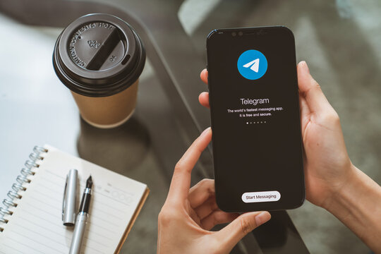 Iphone12 Images – Browse 111 Stock Photos, Vectors, and Video | Adobe Stock