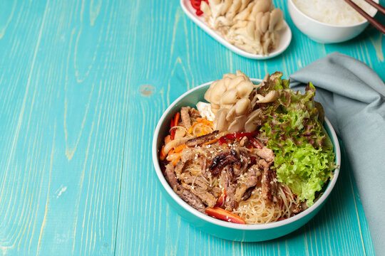 「Chapche」の写真素材 | 110件の無料イラスト画像 | Adobe Stock